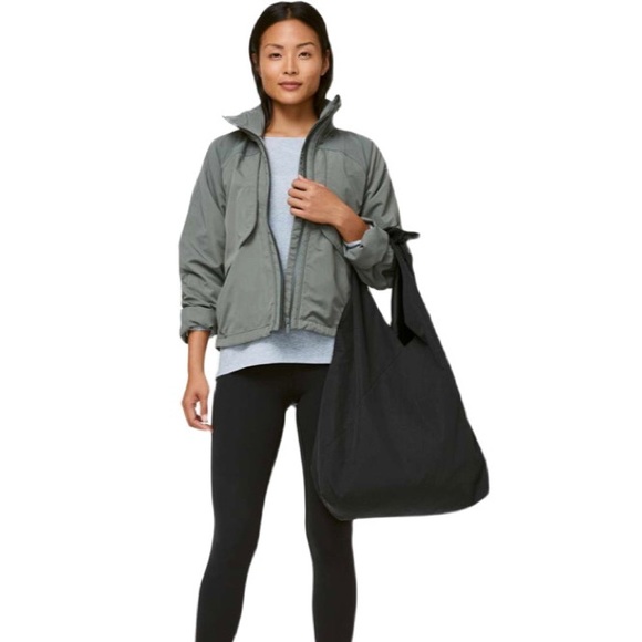 lululemon athletica | Bags | Nwt Lululemon Cross It Off Tote Black ...